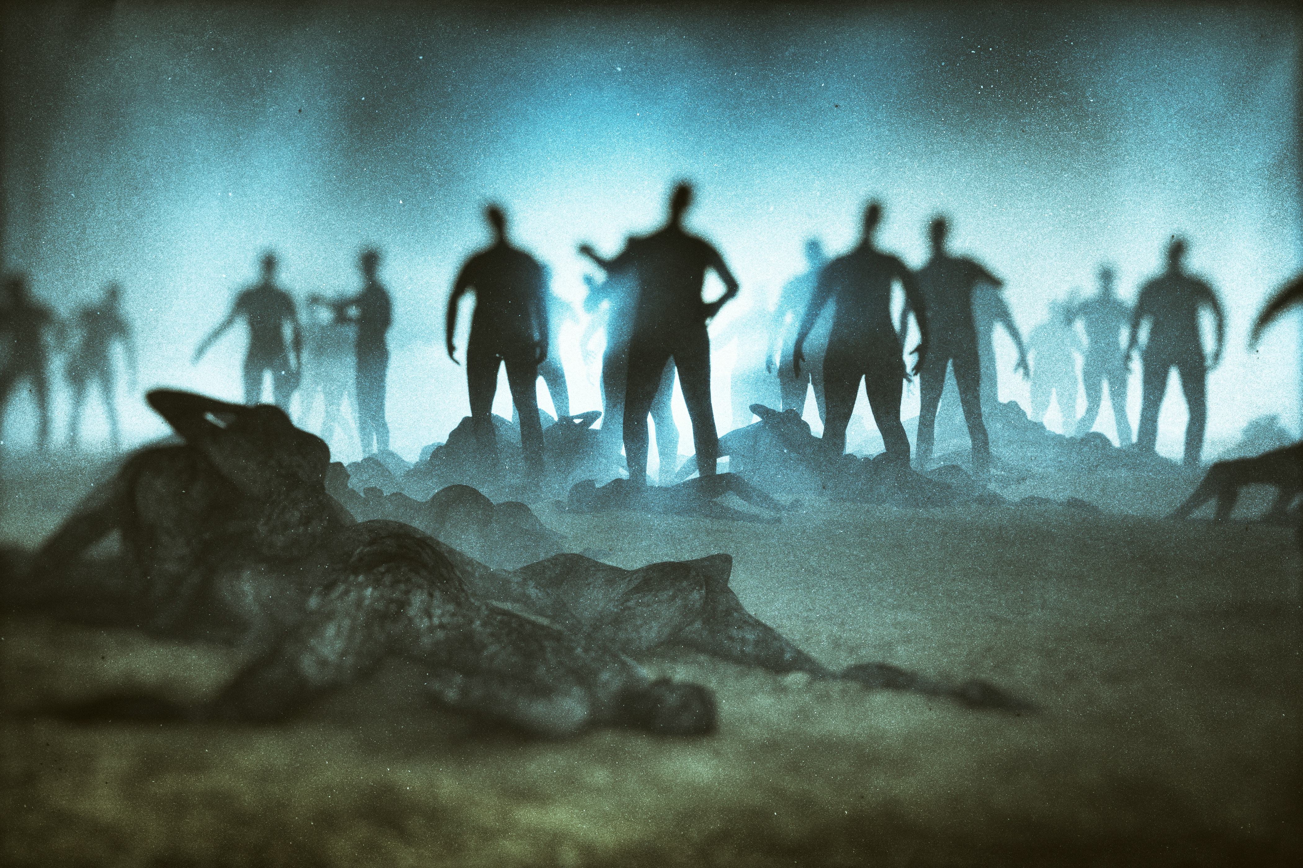 20 Years Ago, a Legendary Director Made a Perfect Zombie Movie — And ...