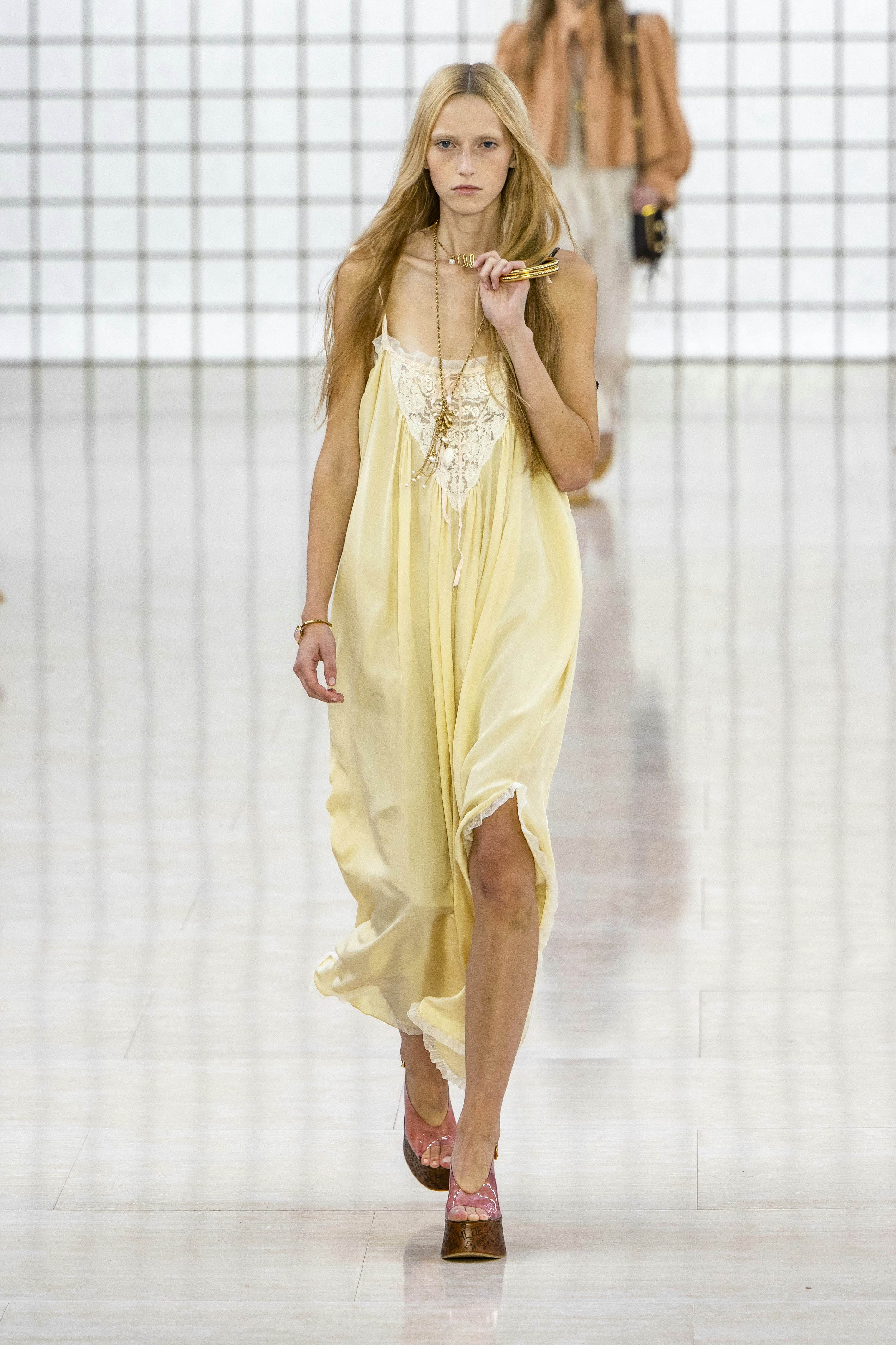 The Best Looks of Paris Fashion Week Spring 2025