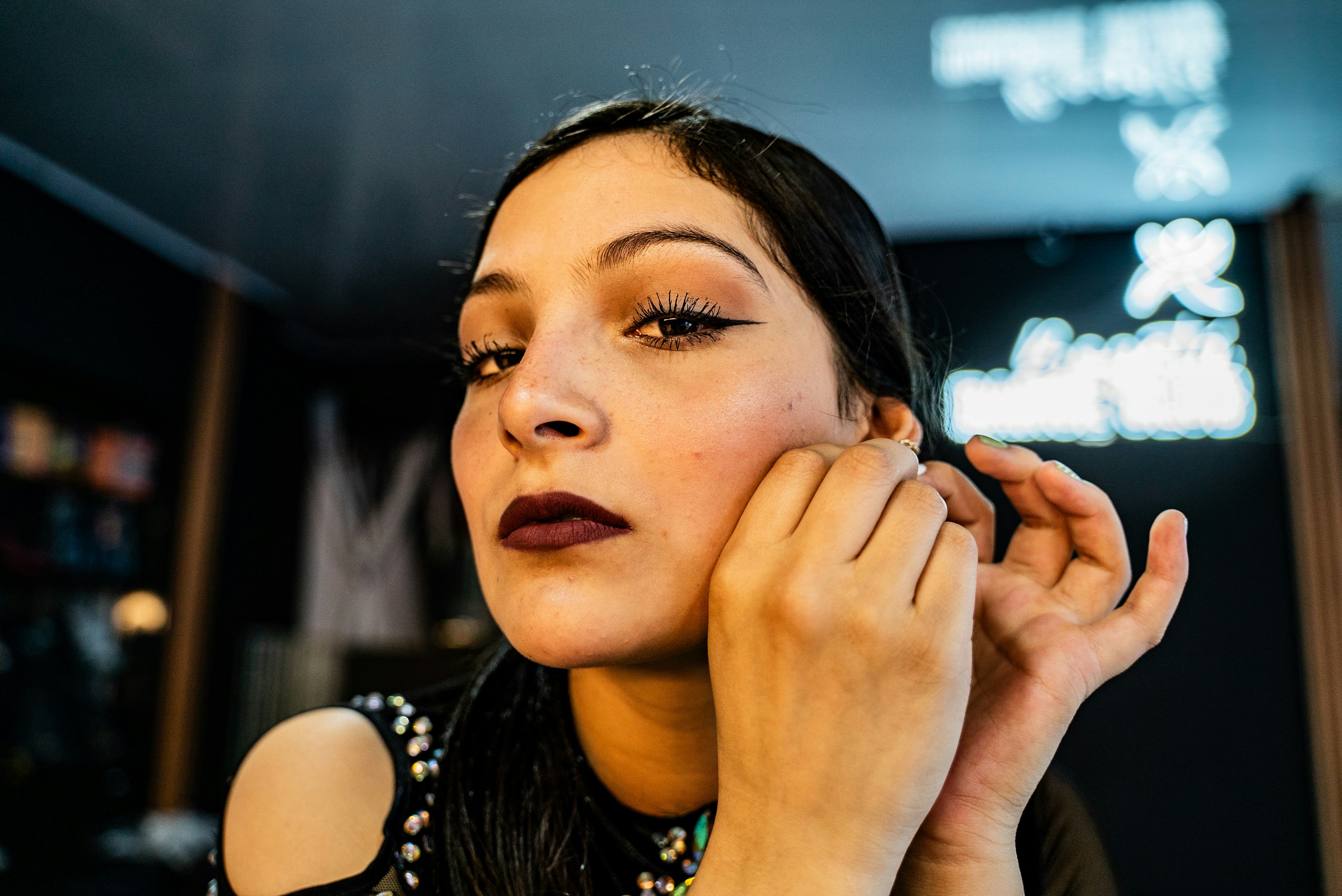 What Happens To A Piercing Once It's Removed? Here's What To Do To ...