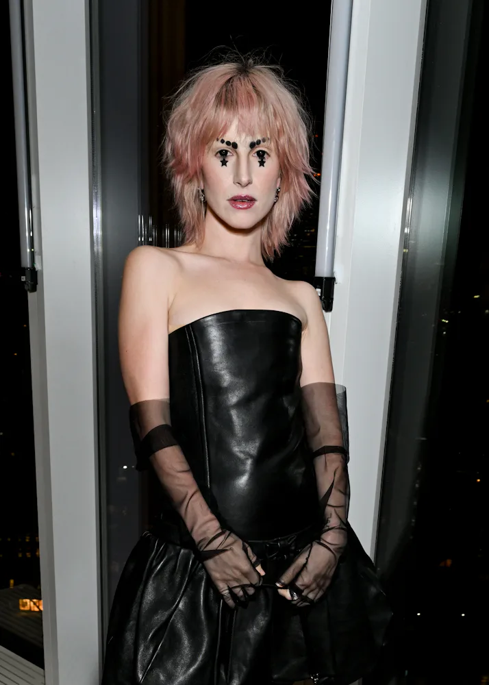 Best Celebrity Beauty Looks Hayley Williams Sept. 6