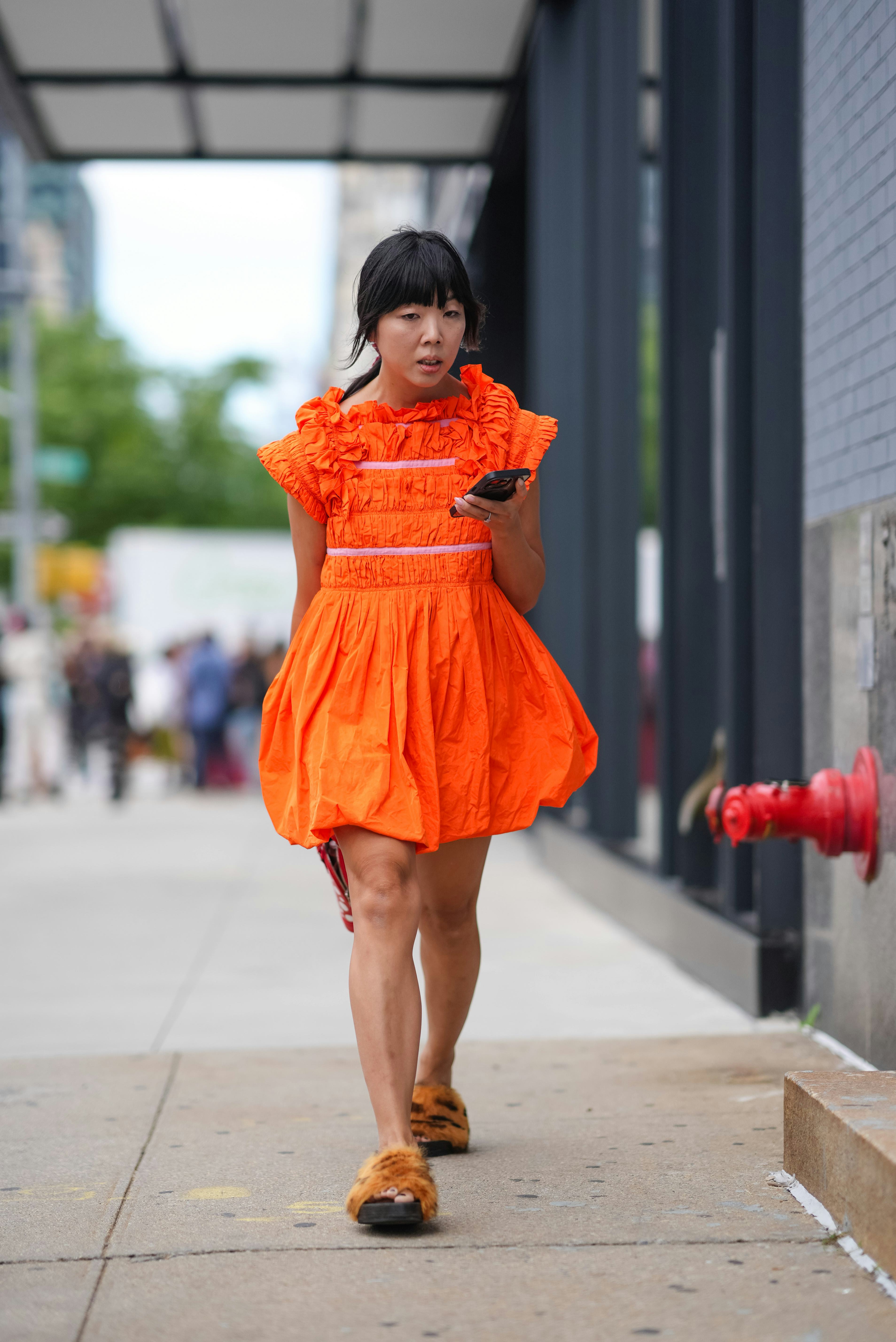 The Orange Color Trend At New York Fashion Week Spring/Summer 2025 Is ...