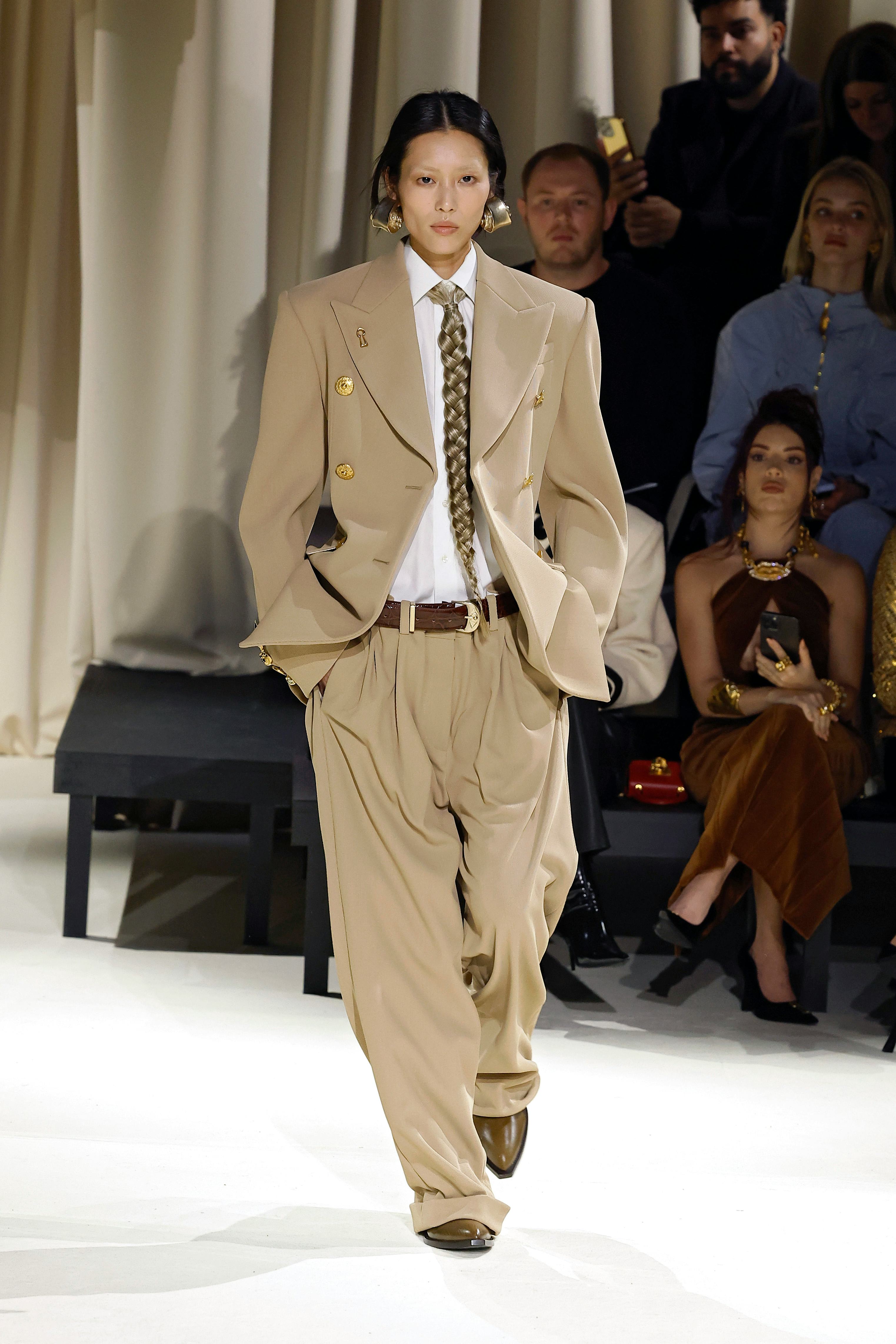 How To Style A Tie: 5 Outfit Ideas To Help Get You Started