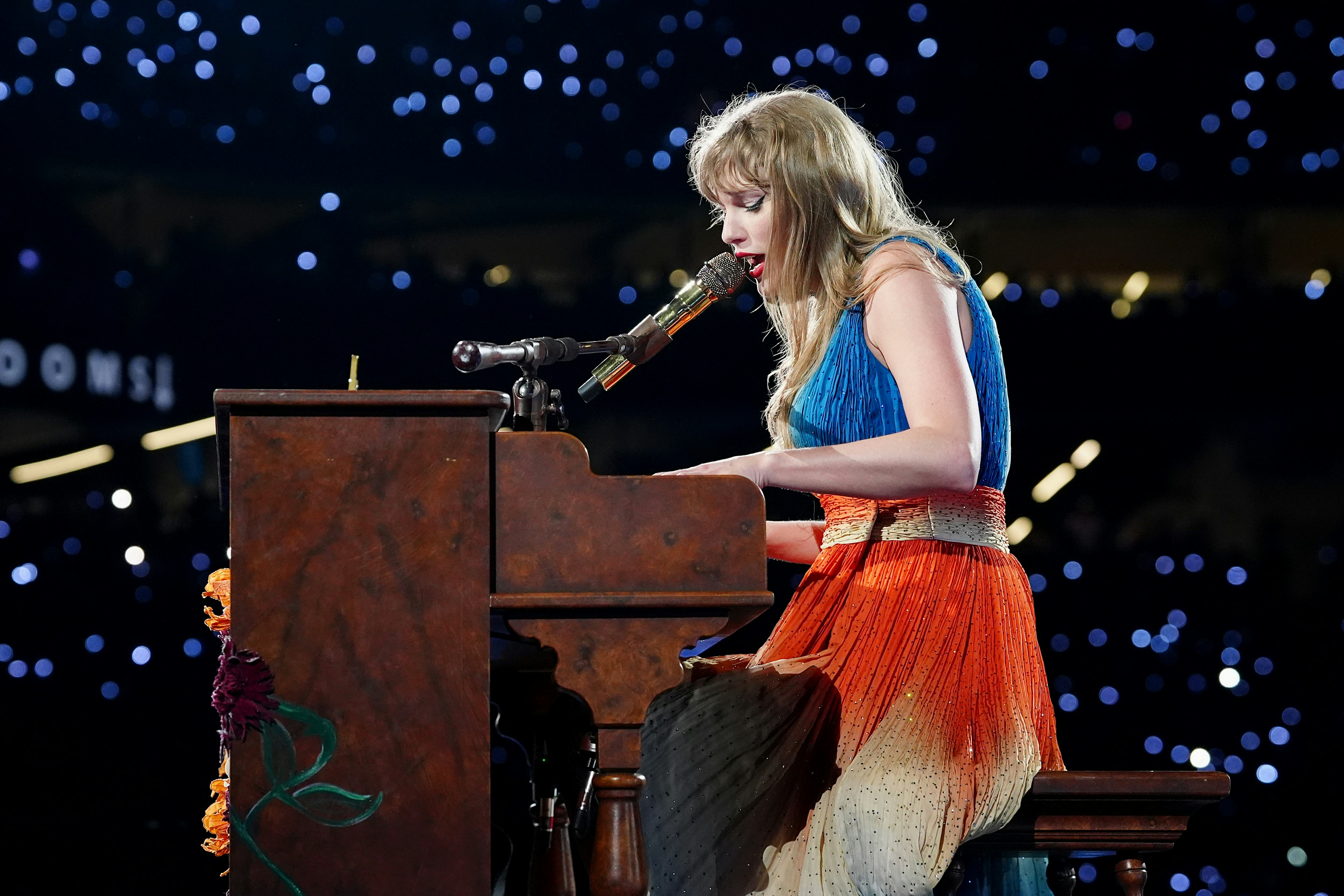 Taylor Swift's "Eldest Daughter" Lyrics & Meaning, Explained