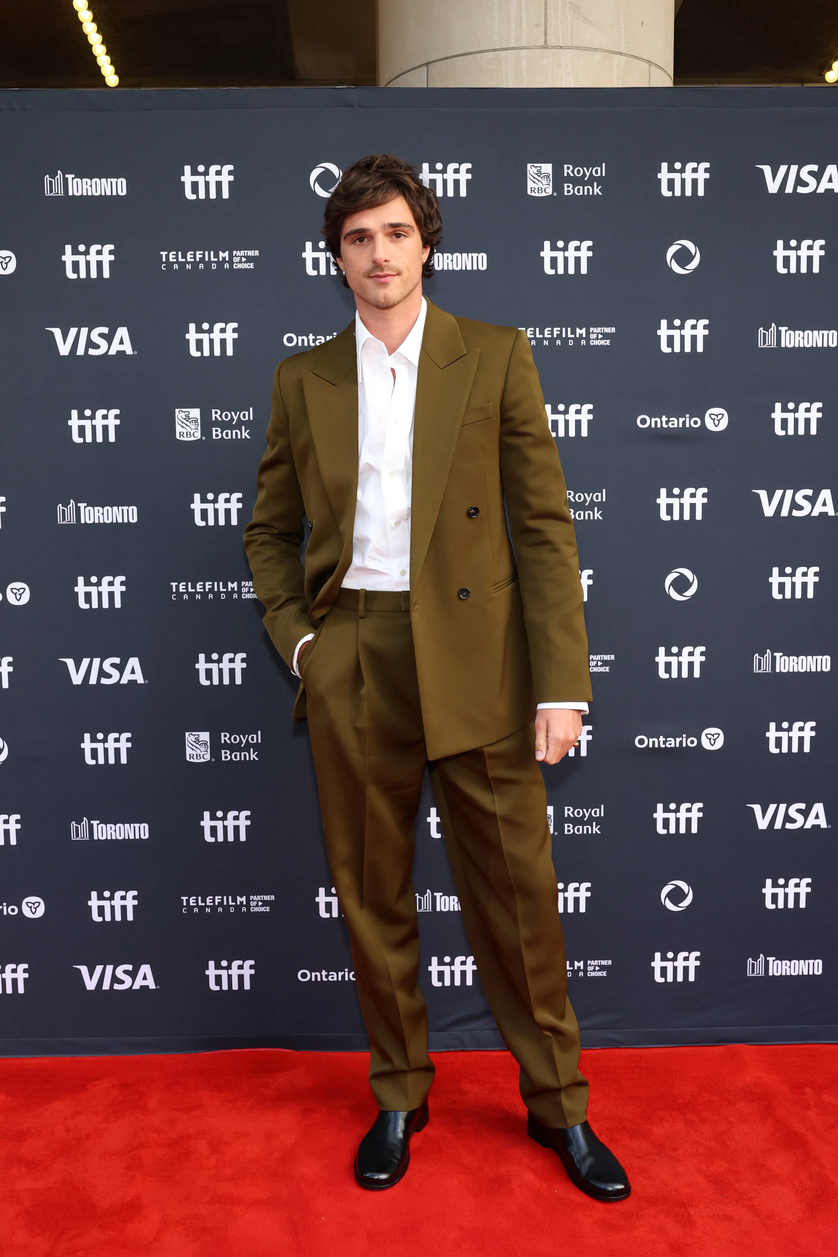 A History of Jacob Elordi Being 6'5" and Retro-Chic on the Red Carpet