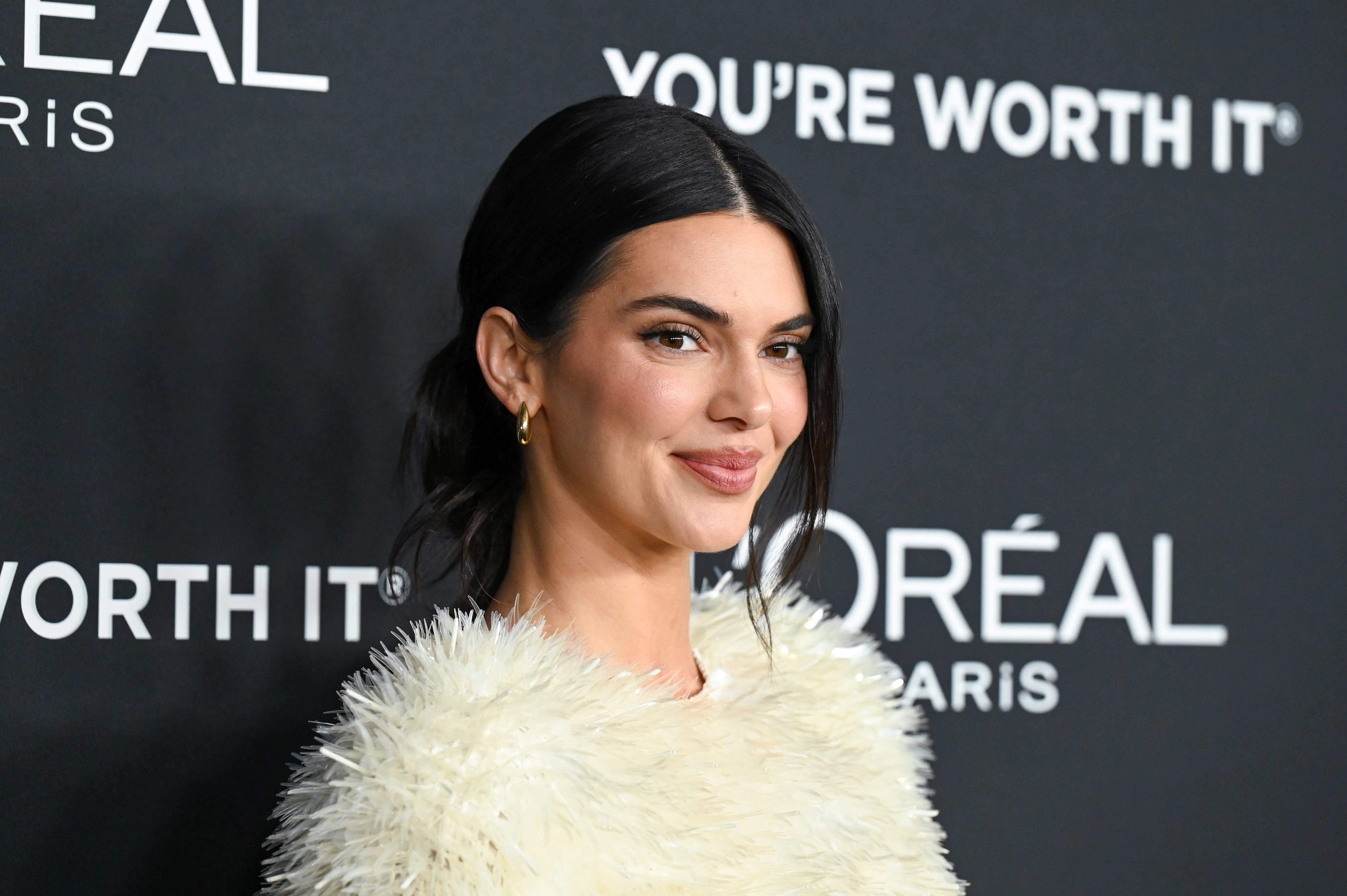 Kendall Jenner's Low Messy Bun Is Effortlessly Glamorous