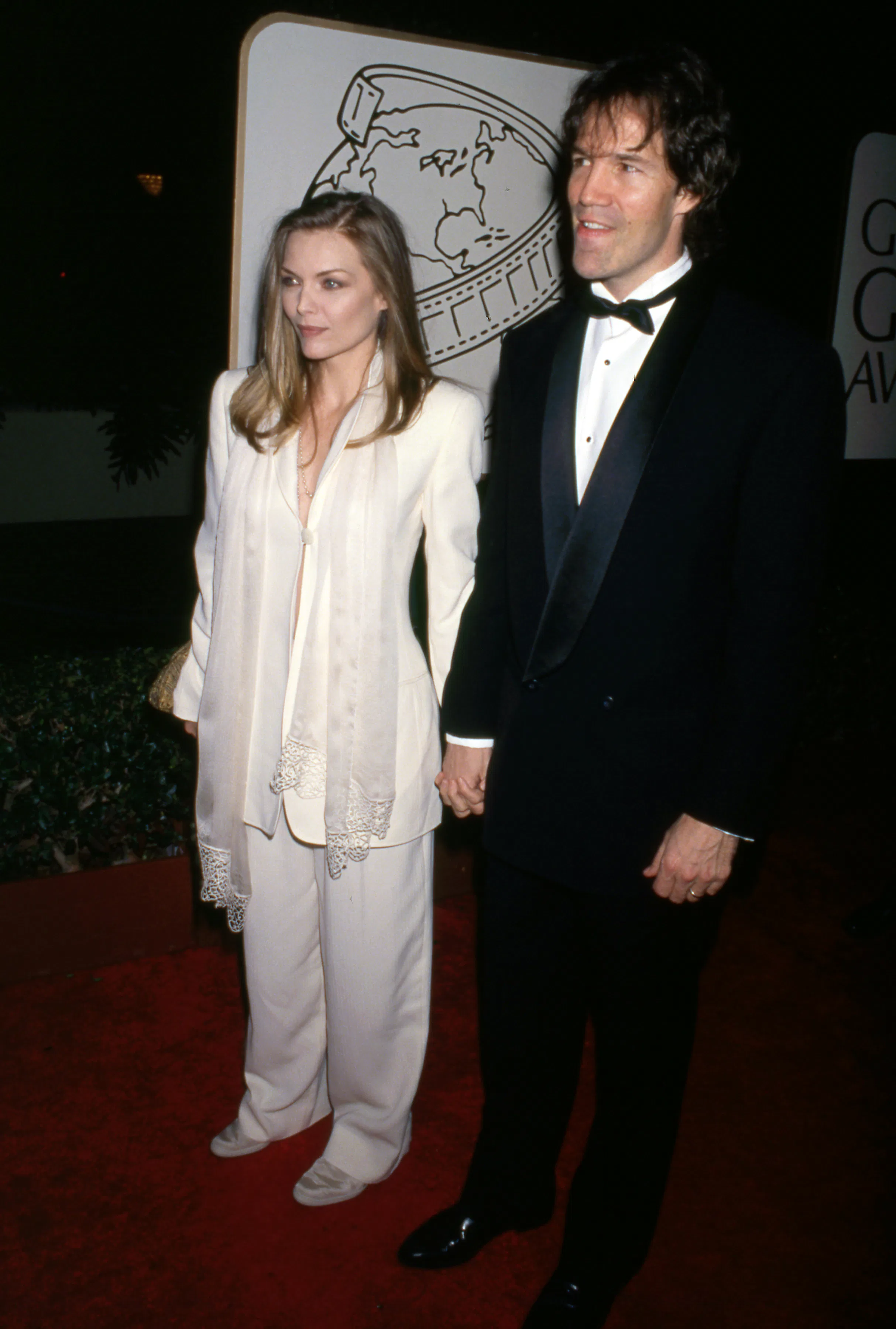 Michelle Pfeiffer's Best Red Carpet Fashion Cements Her Status as the ...