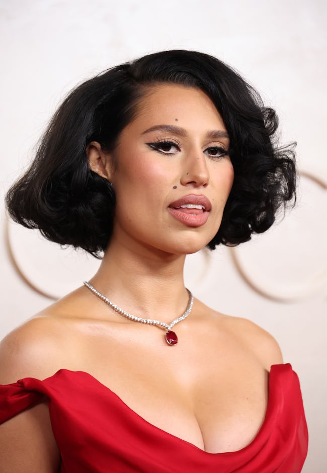 Drop Necklaces Are The Biggest Jewelry Trend At The 2025 Oscars