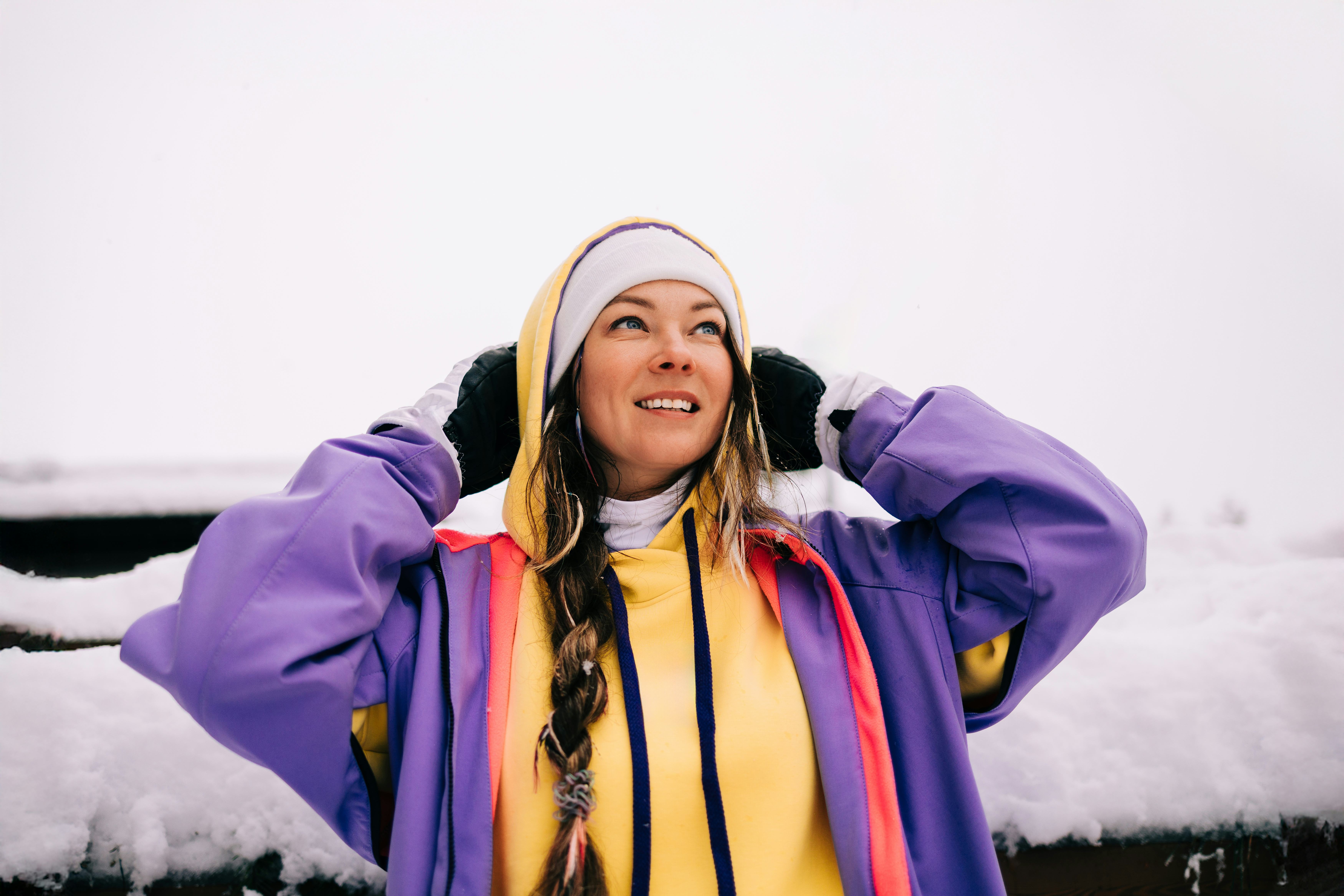 245 This Or That Questions For Icebreakers, Dates, & Parties