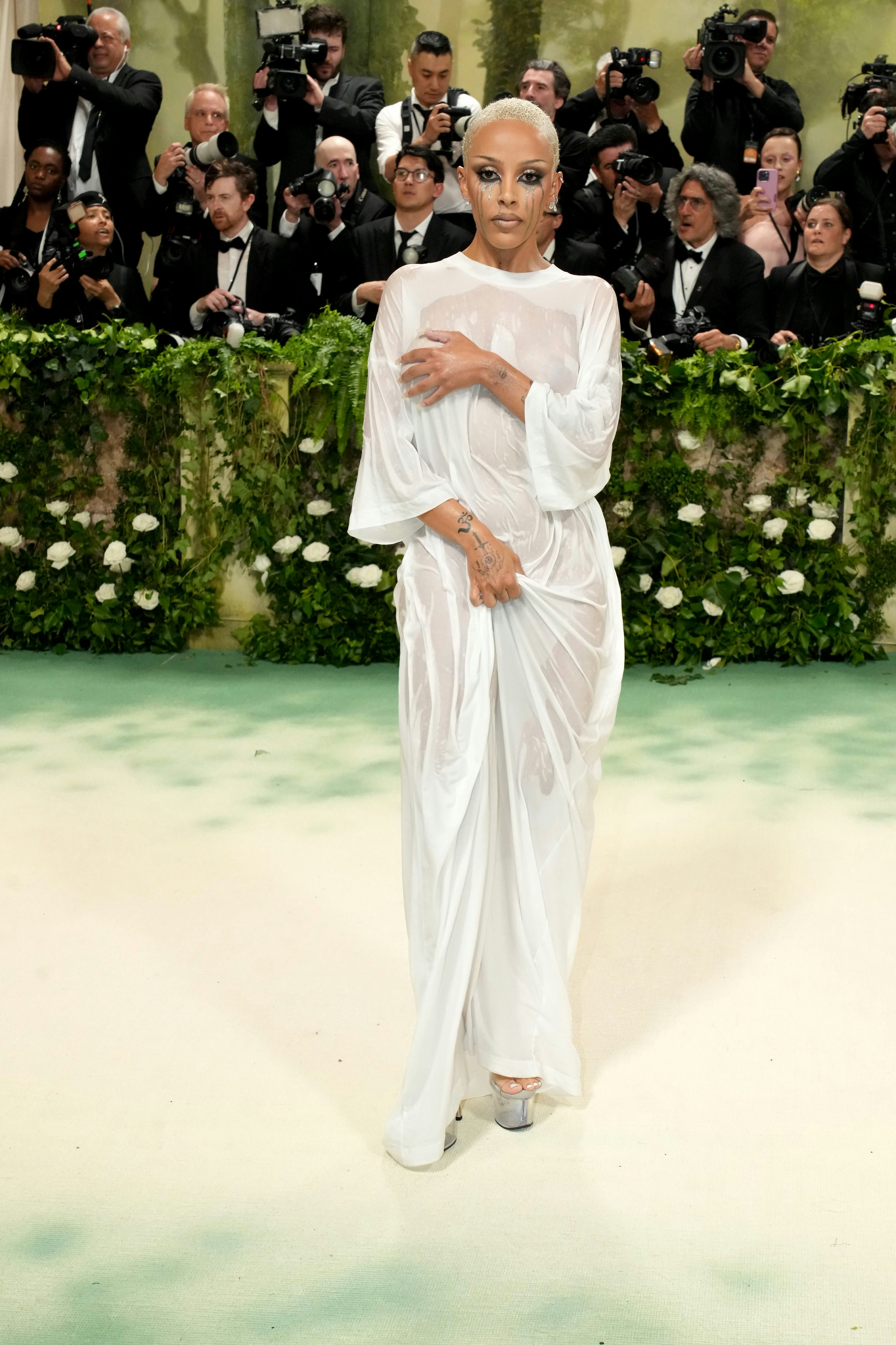 Doja Cat's Best Red Carpet Fashion Moments Are Always a Risk