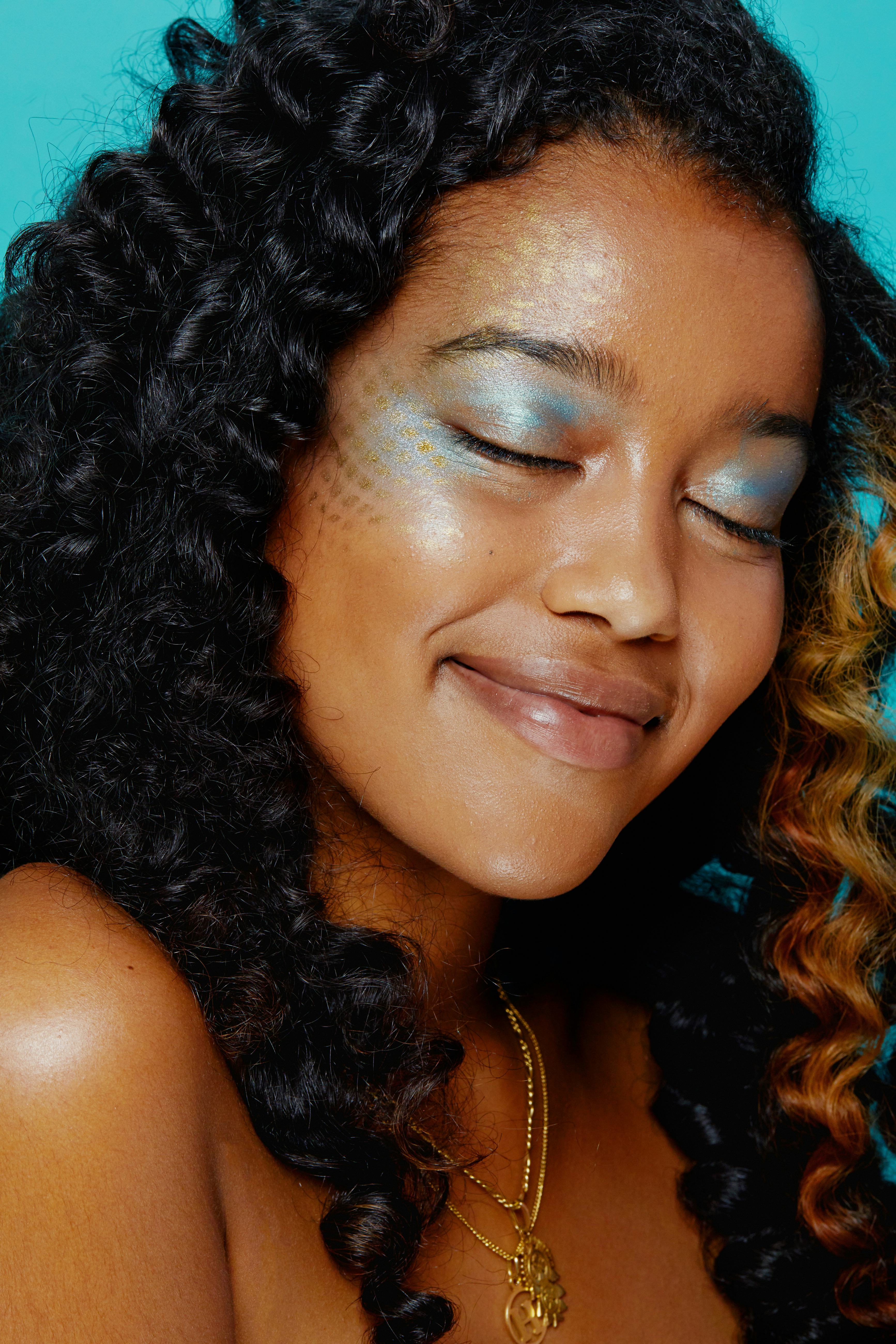 3 Mermaid Makeup Tutorials For Halloween That Are Way Easier Than They Look