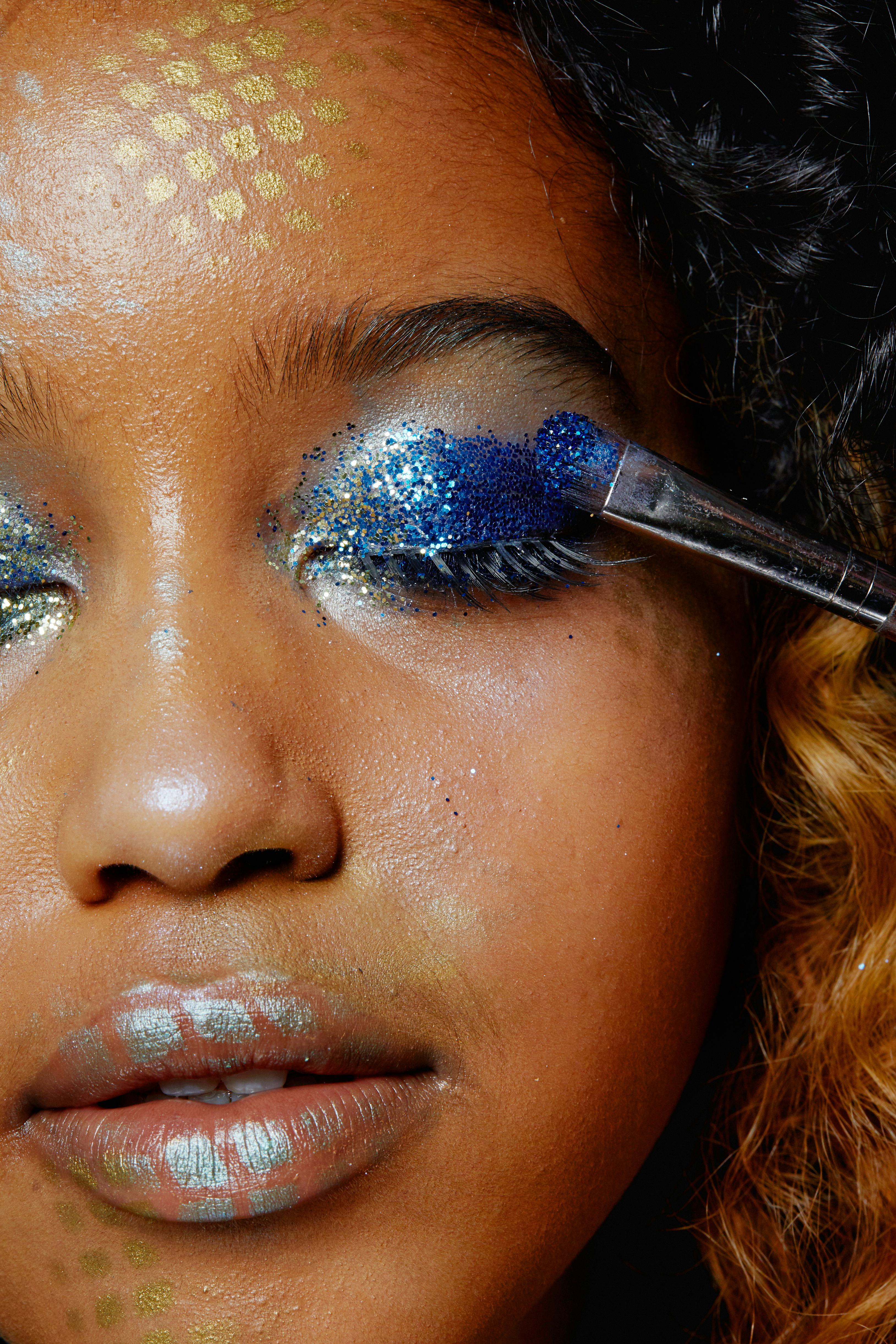 3 Mermaid Makeup Tutorials For Halloween That Are Way Easier Than They Look