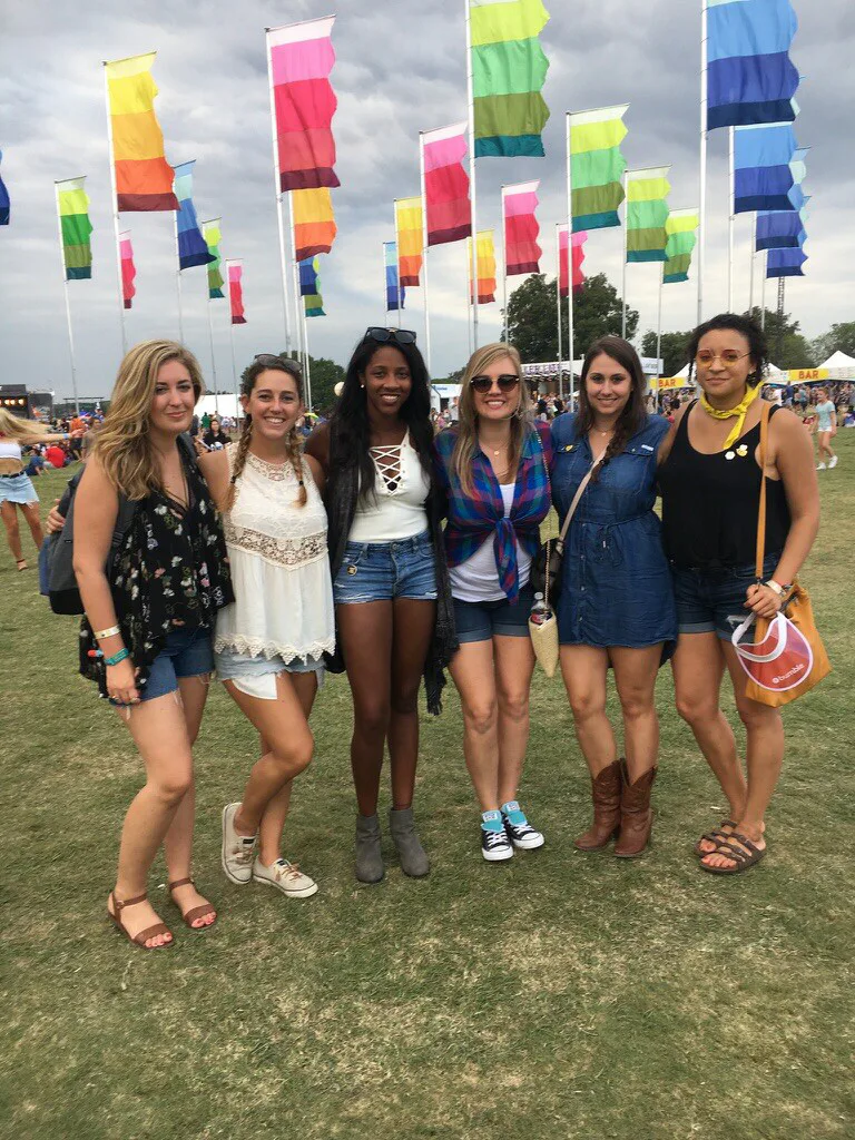 Bumble Set Up A Vacation For The 6 Girls Who Had A Date With The Same ...