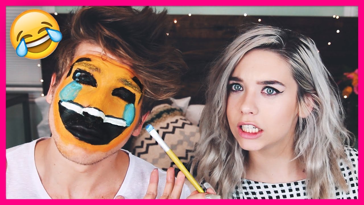 8 Emoji Face Paint Tutorials To Really Express Yourself This Halloween