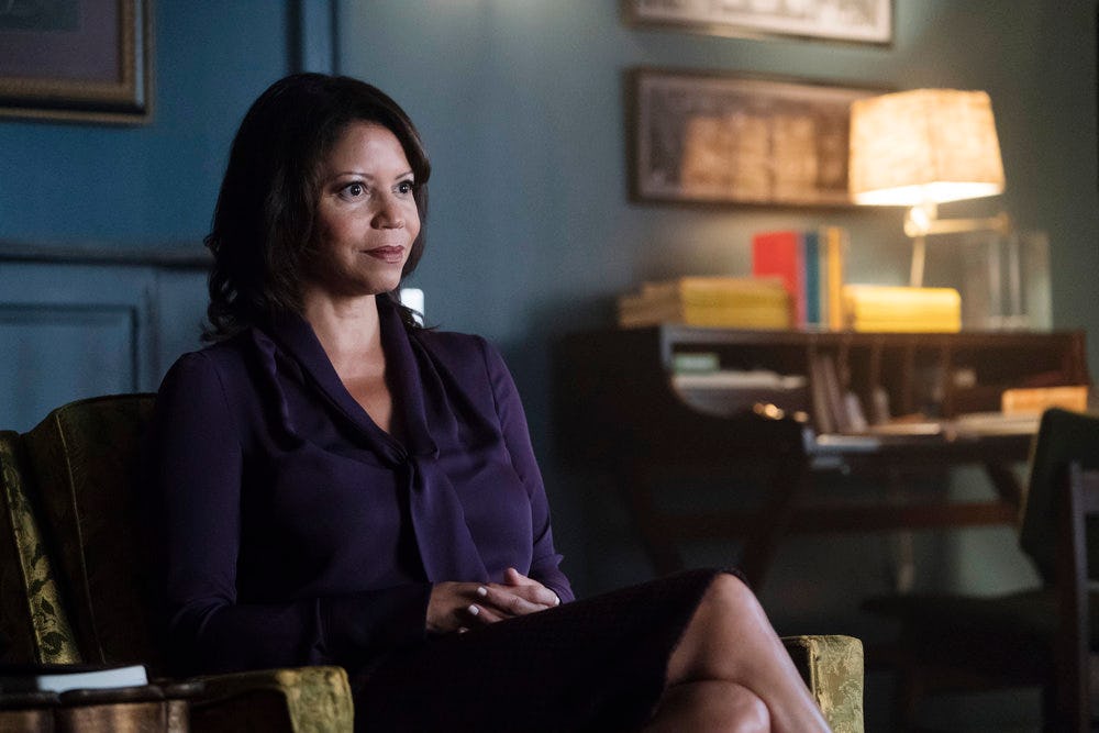 Is Krista Real On ‘Mr. Robot’? Elliot’s Therapist May Be A Key Figure ...