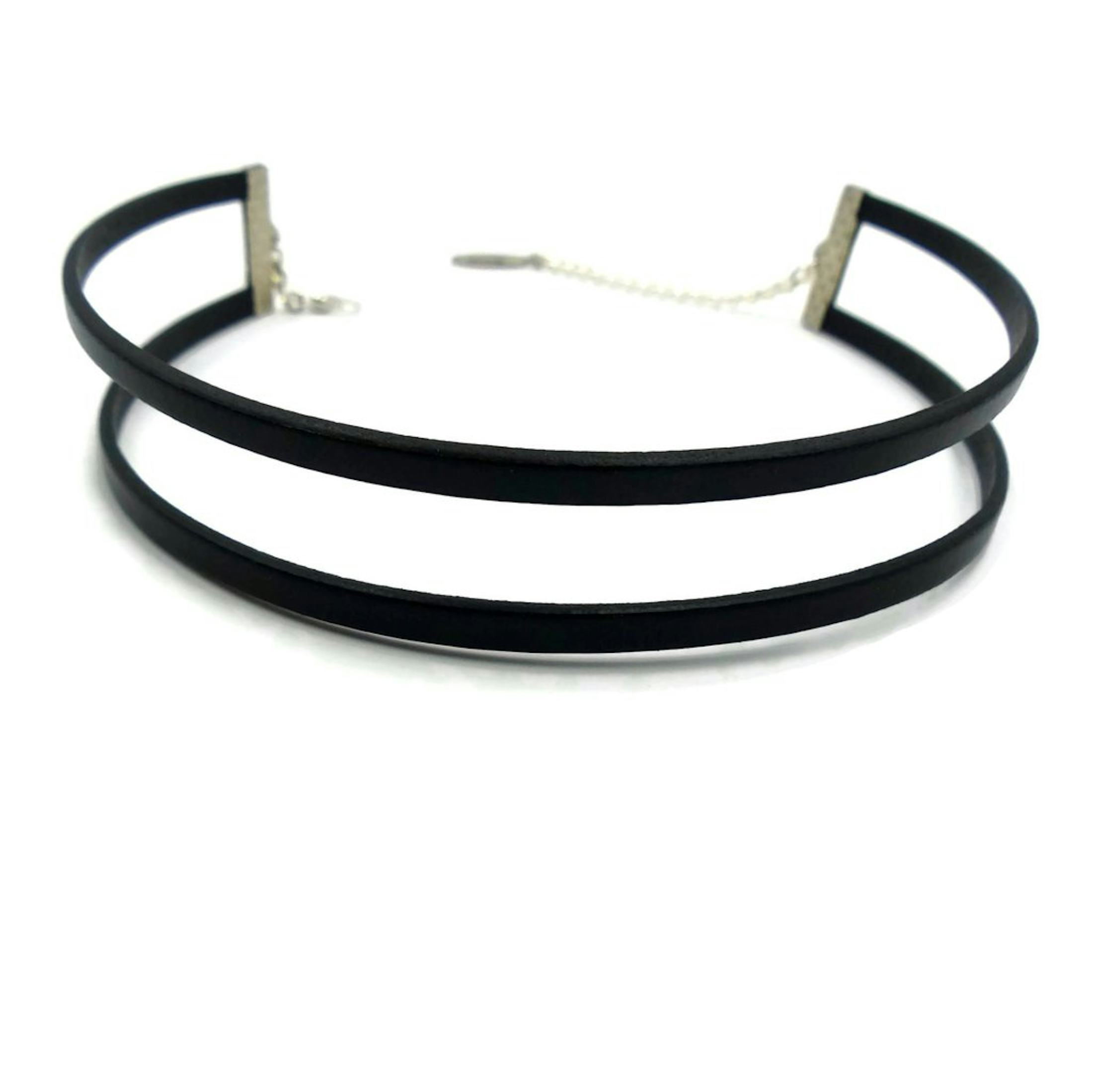 12 Stackable Necklaces That Won't Tangle, So You Can Layer With Ease