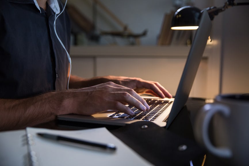 Warning Signs They're A Serial Cheater & You Can't Trust Them