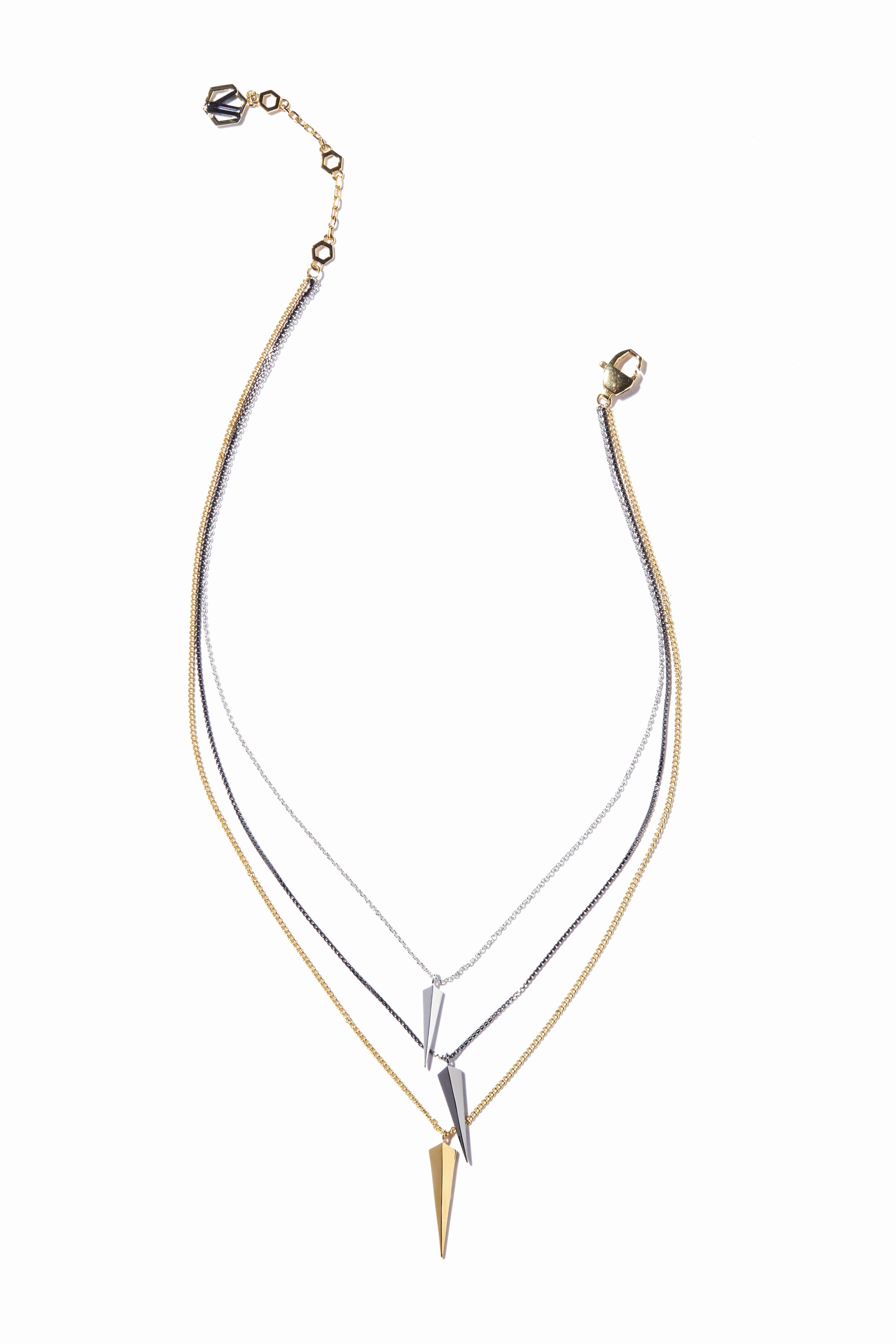 12 Stackable Necklaces That Won't Tangle, So You Can Layer With Ease