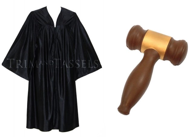 9 Feminist Halloween Costumes For Babies That Are Inspiring & Awesome