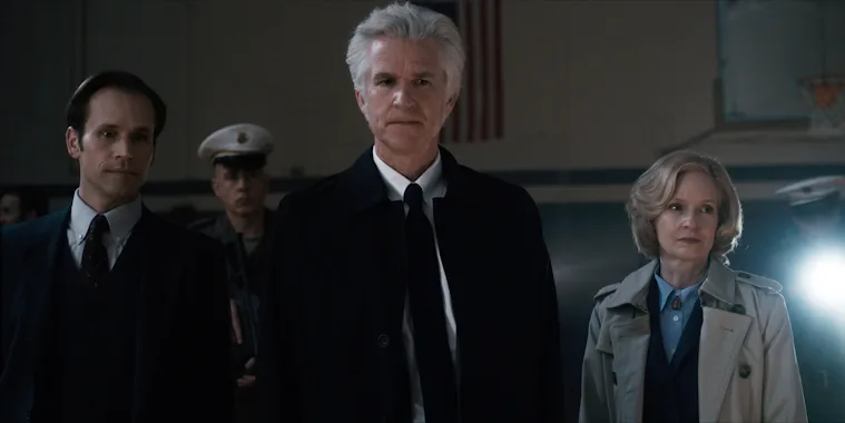What Happened To Eleven's Mom On 'Stranger Things'? Season 2 Unlocked ...