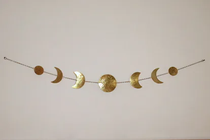 13 Creative 2017 Solar Eclipse Halloween Costume Ideas That Will ...
