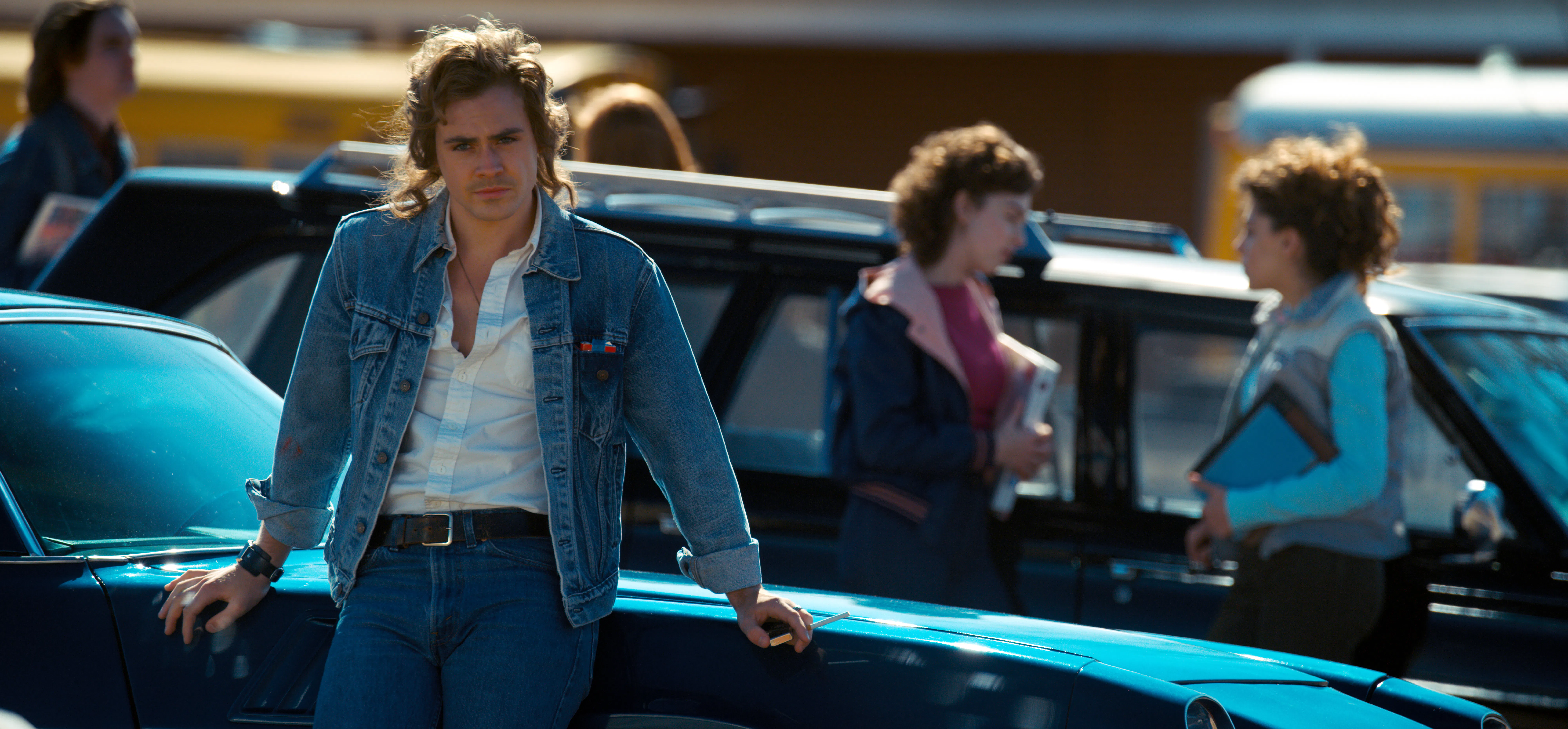 This 'Stranger Things' Love Triangle Will Be More Complicated Than Ever ...