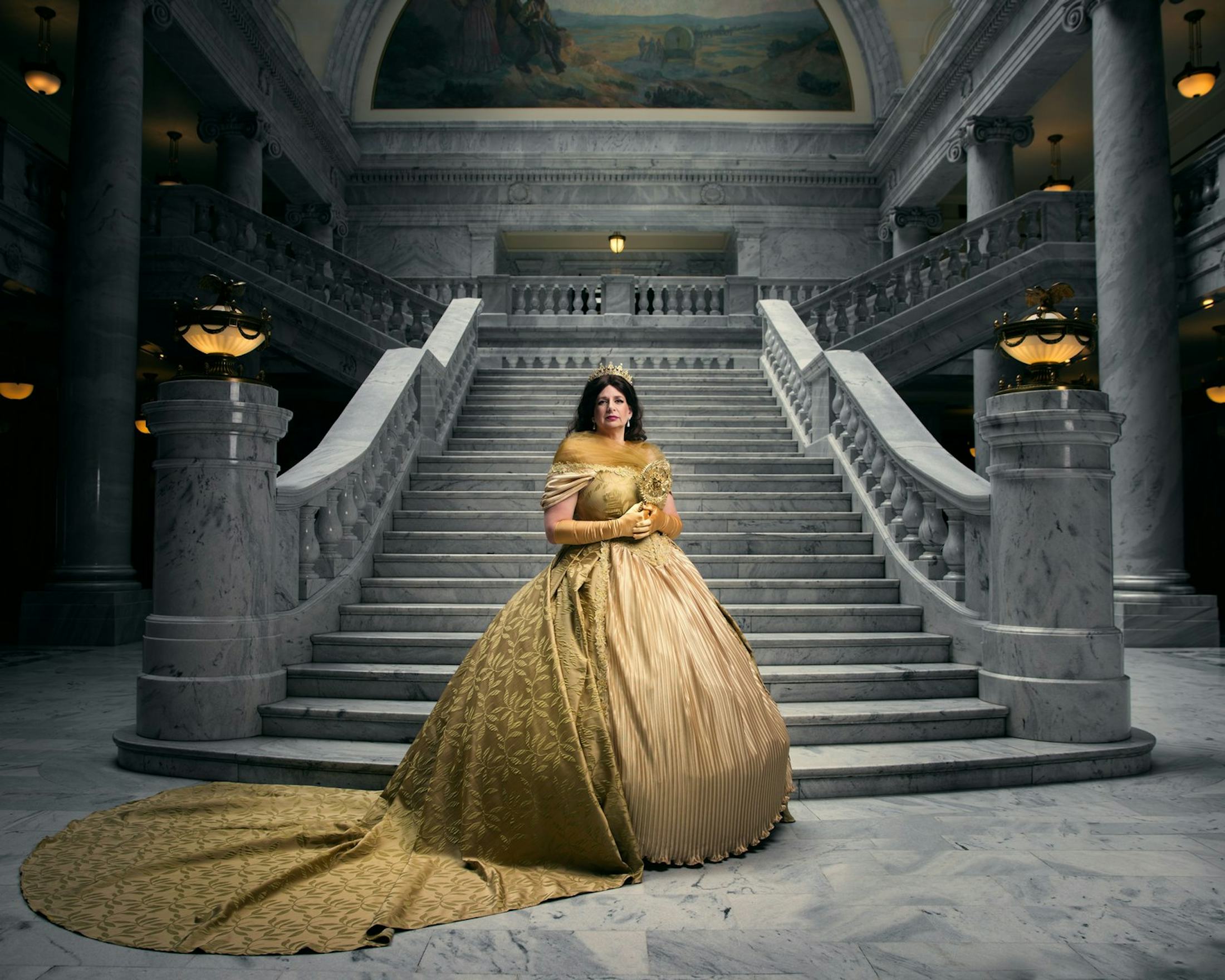 A Photographer Reimagined Disney Princesses As Queens & These Rulers ...