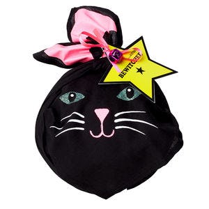 LUSH's Black Cat Bubble Bar Started An Instagram Trend Kitty Lovers ...
