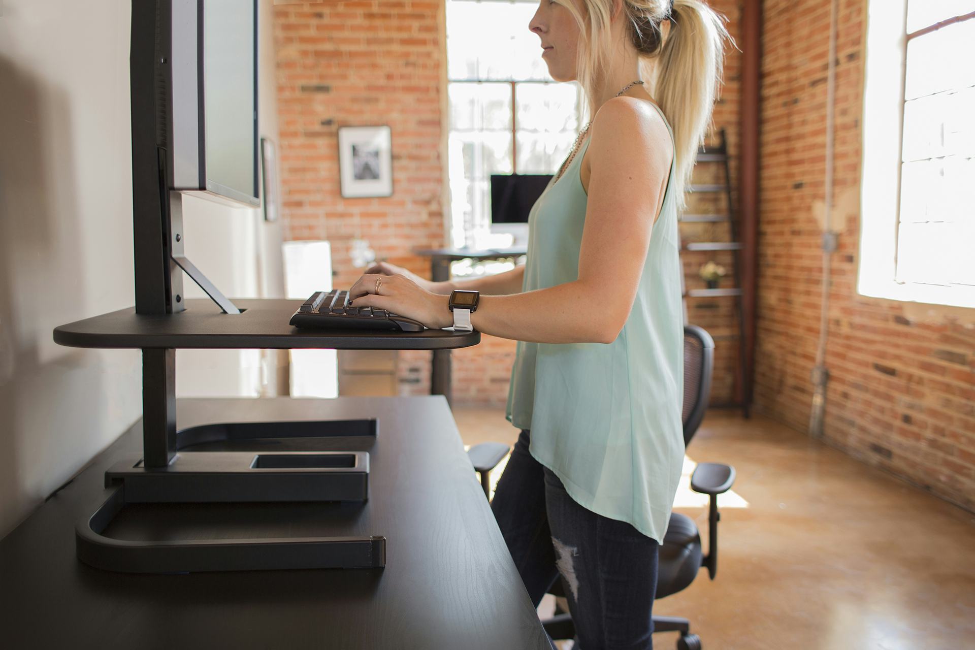 5 Exercise Gadgets For Desks So You Can Work Out While You Work