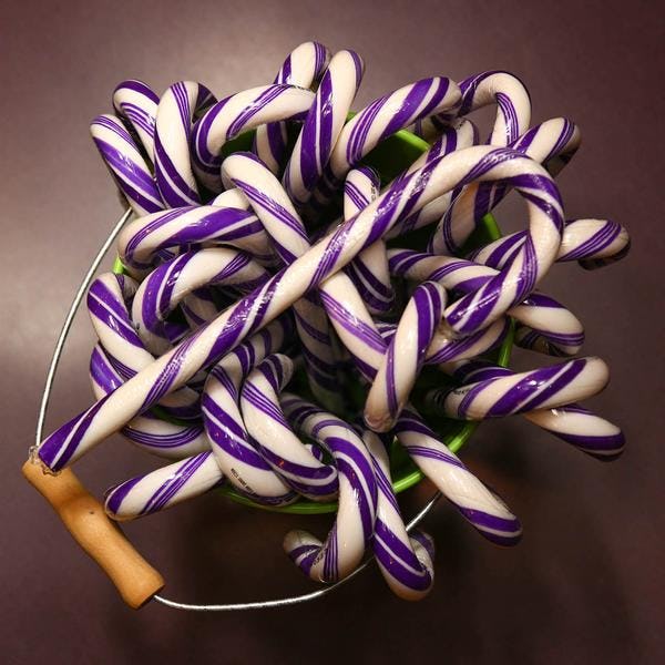 13 Weird Candy Cane Flavors For The 2017 Holidays That You’ll Want To Try