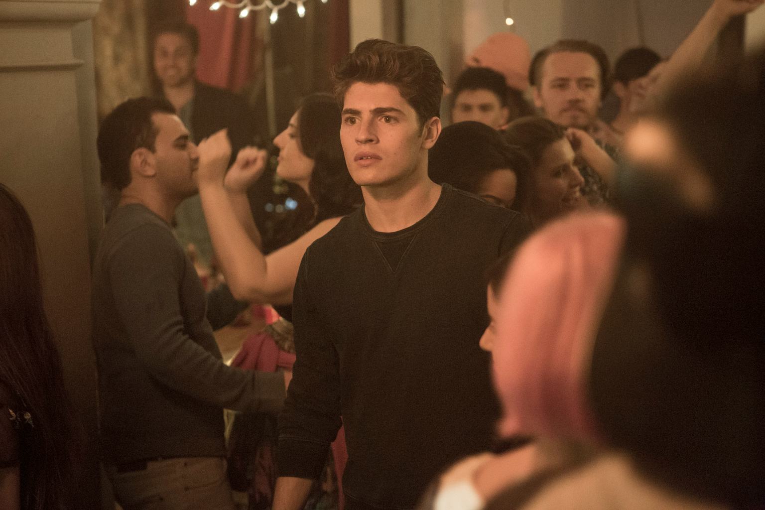 What Powers Do The Runaways Have? Hulu's New Series Brings New Marvel ...