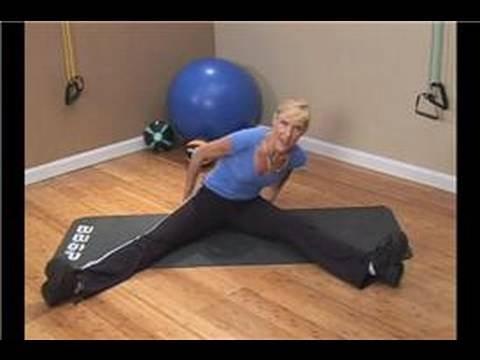7 Stretches For Doing The Splits That'll Help You Get More & More ...