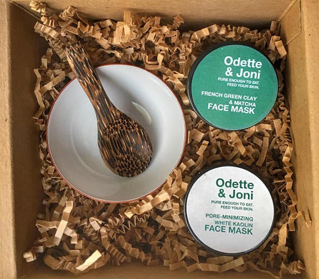 17 Creative Secret Santa 2017 Gifts That Don't Suck