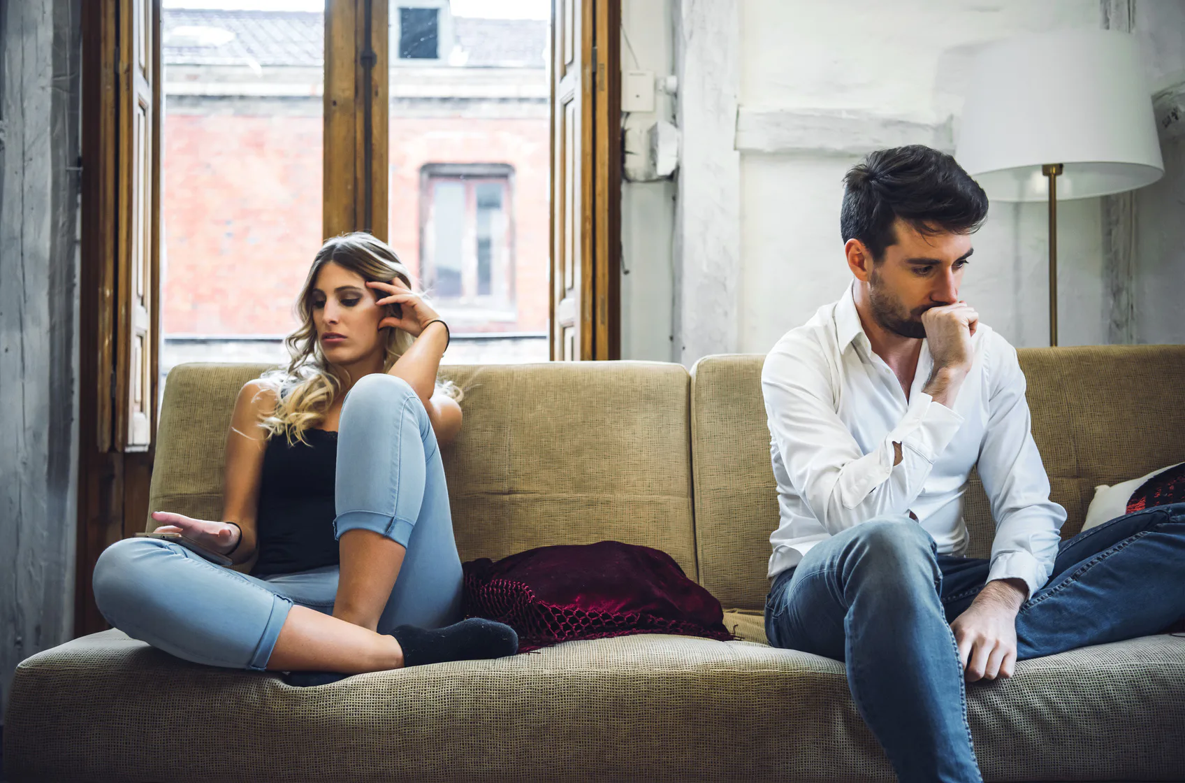 How To Tell If You're In An Emotionally Abusive Relationship, According ...