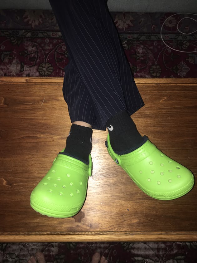 I Wore Crocs For A Week & Shut Up, It Was Really Cute — PHOTOS