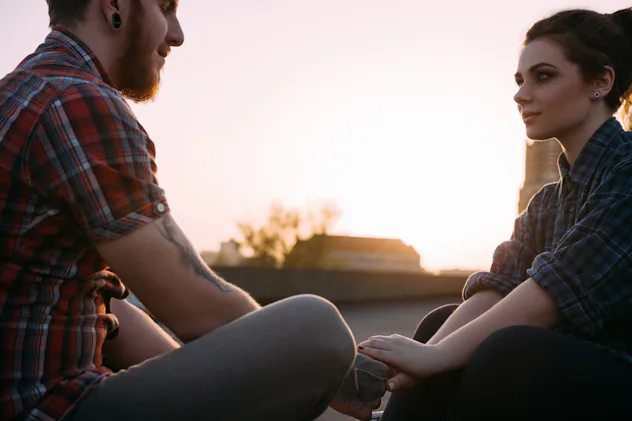 How To Tell If You're In An Emotionally Abusive Relationship, According ...