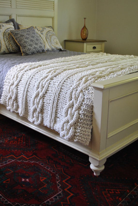 19 Giant Blankets To Buy For The Coziest Winter Ever