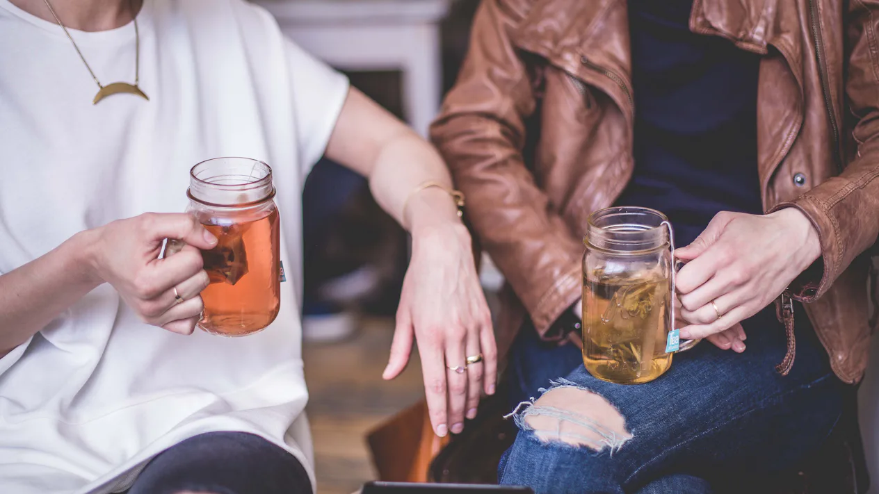 8 Subtle Signs Of Alcoholism That Are Easy To Miss