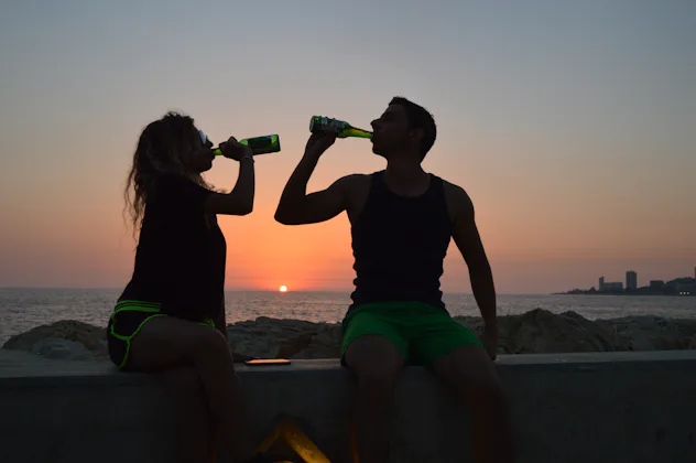 8 Subtle Signs Of Alcoholism That Are Easy To Miss