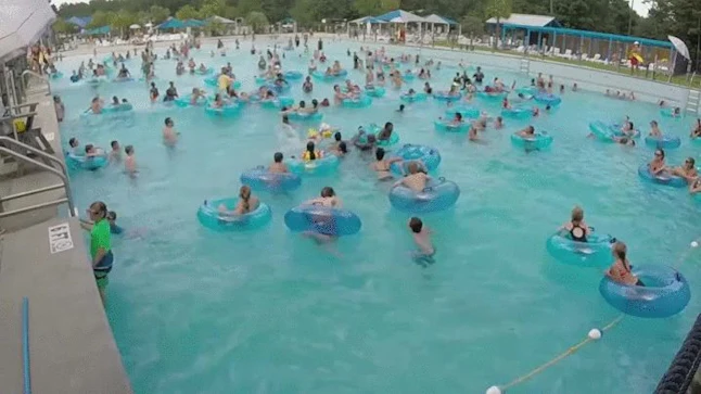 How To Tell If Someone Is Drowning: Can You Spot The Drowning Person In ...