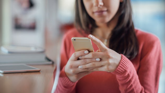 13 Things You Should Never Say Over Text Message