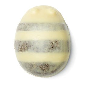 The Most Popular LUSH Products Of 2017 Will Make Your Bathroom A Spa ...