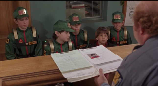 11 Wild Moments In 'The Santa Clause' That We All Just Kind Of Accepted
