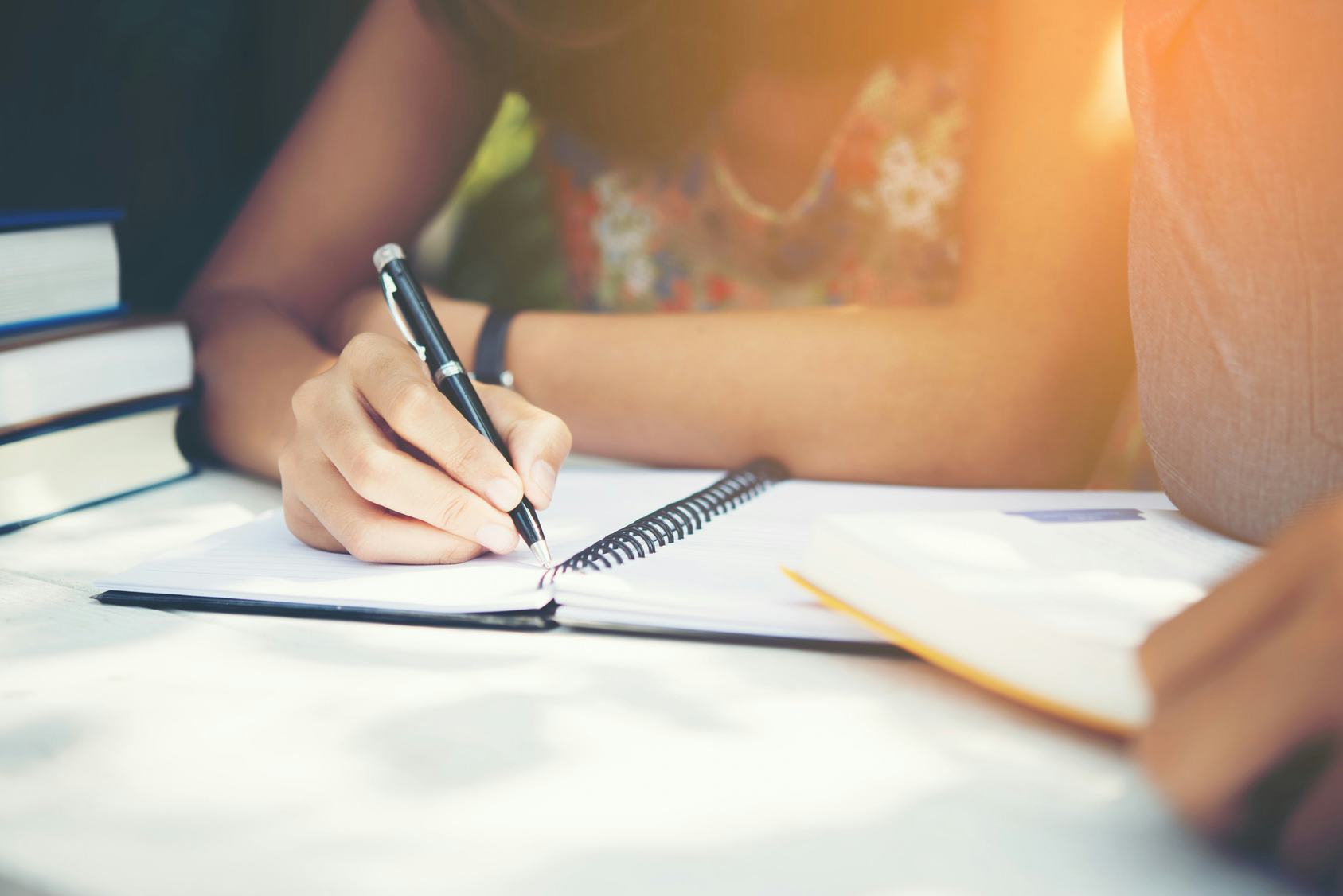 15 Little Ways To Get Your Partner To Better Understand You Emotionally