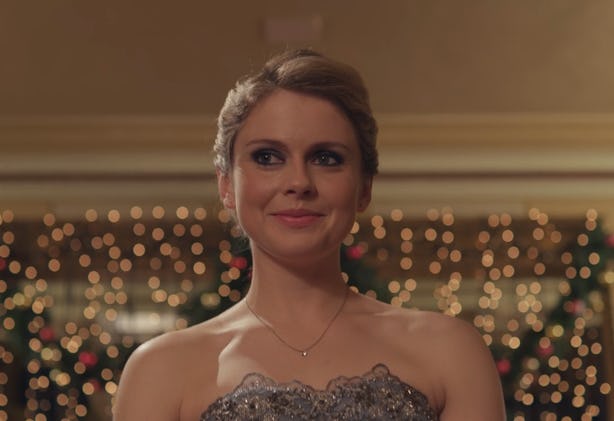Who Plays Amber On 'A Christmas Prince'? Rose McIver Goes Undercover