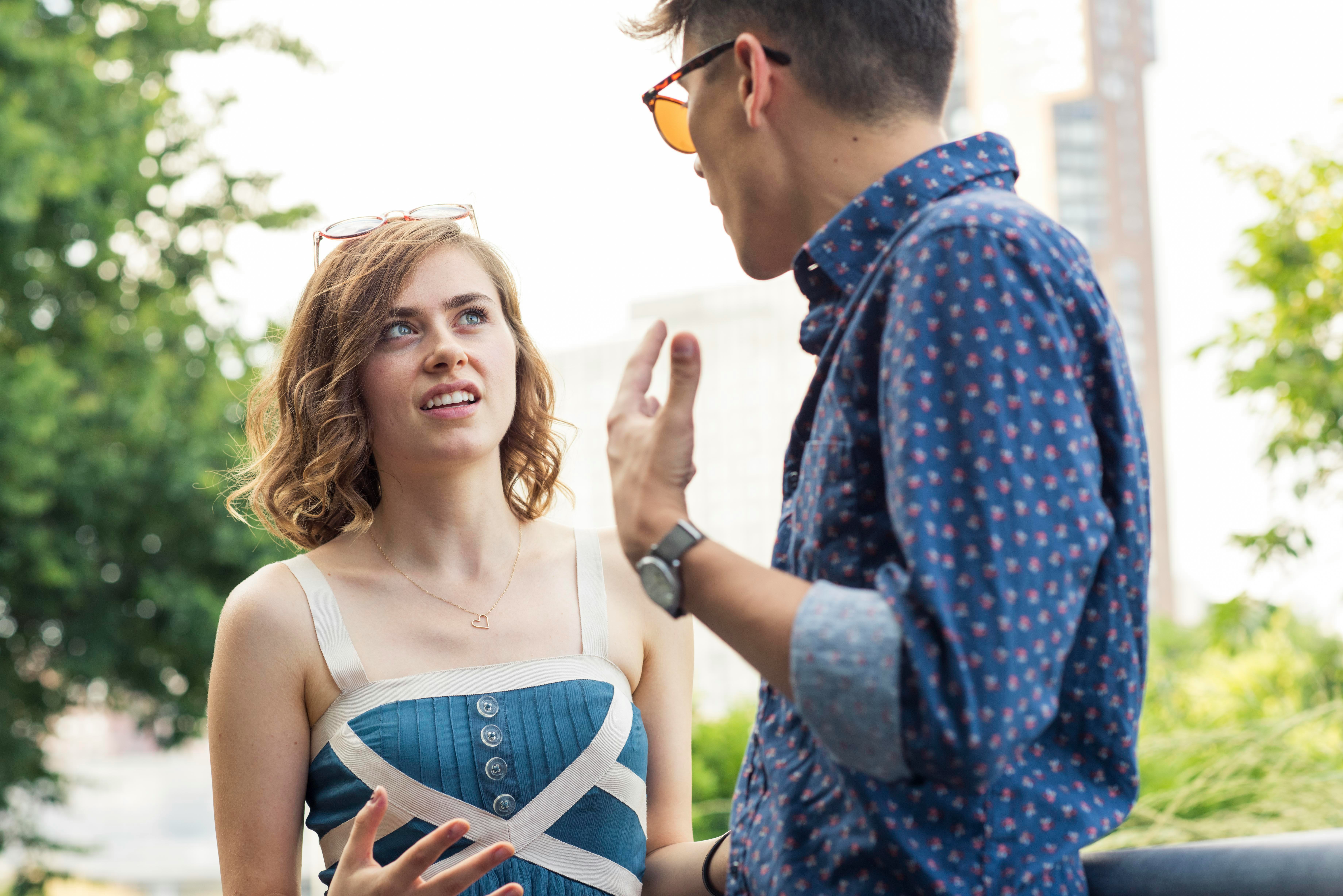 7 Signs You Have An Overbearing Partner, Because Keeping A Scorecard ...