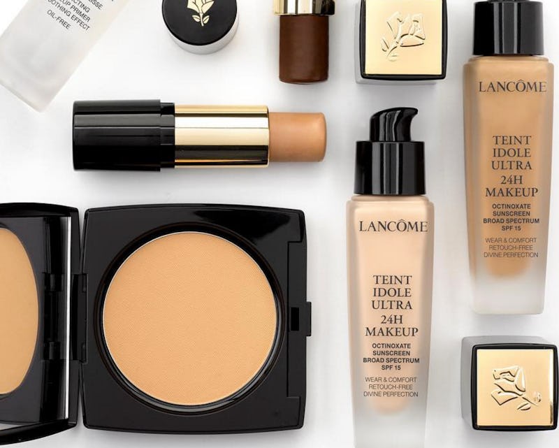 Should You Use Liquid, Cream, Or Powder Makeup? Here's What You Need To ...