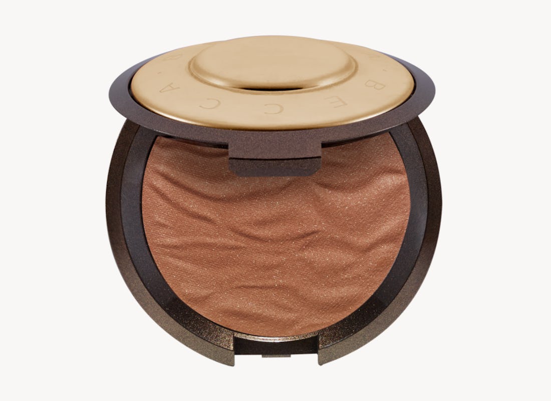 8 Ways You're Getting Bronzer Wrong