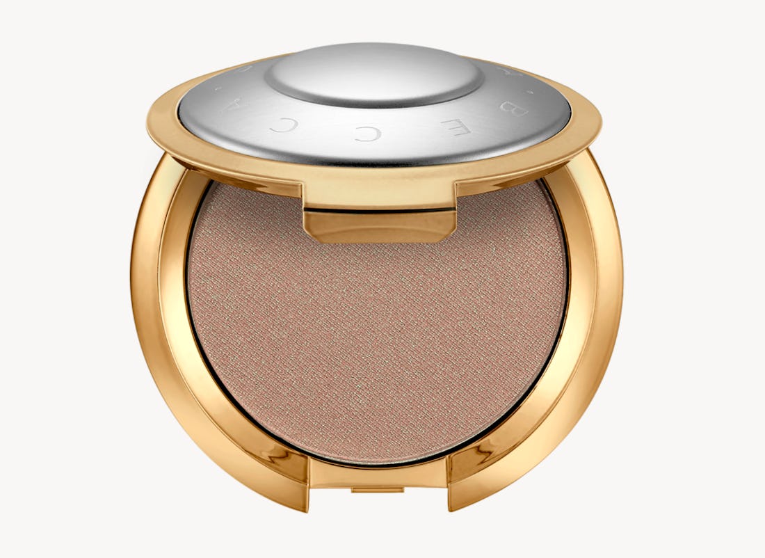 6 Ways You're Getting Highlighter Wrong