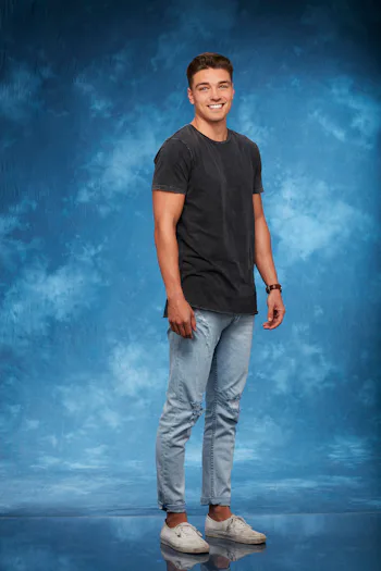 Dean Opens Up About His Mother's Death On 'The Bachelorette' & It Was ...