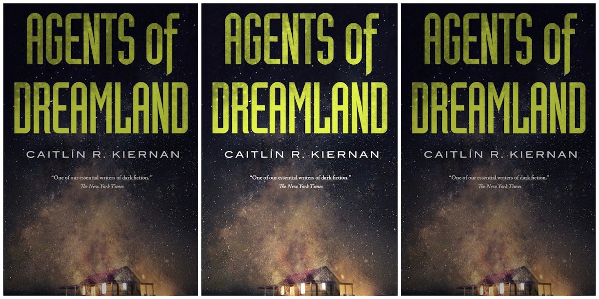 8 Cosmic Horror Novels That Will Chill You To Your Core